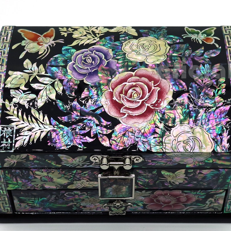 Traditional Jewelry Box - Etsy