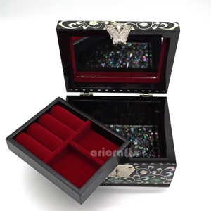 Mother of Pearl Box Arabesque Flower Black Lacquer Wood Jewelry Ring ...