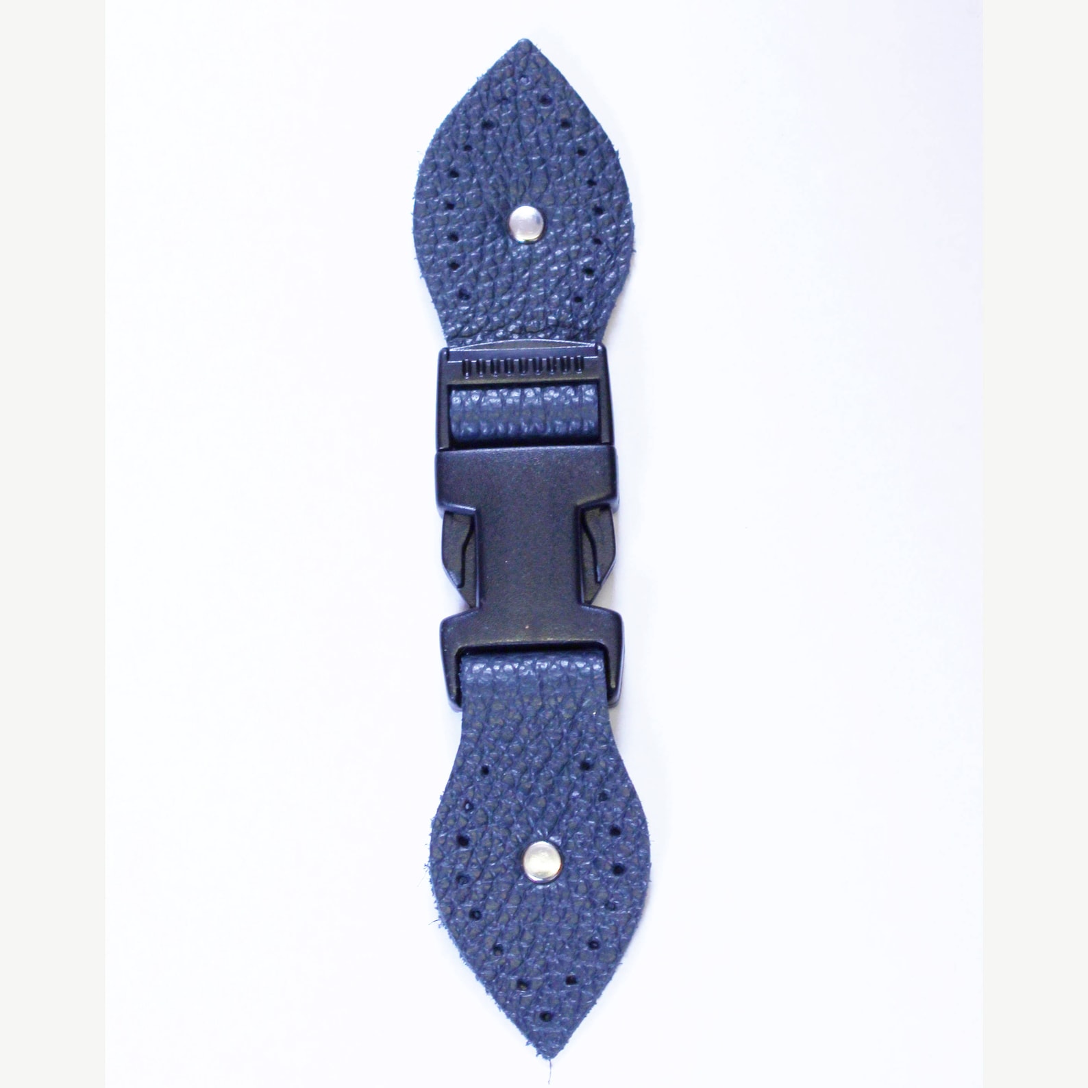 Side Release Plastic Clips on Leather Leather With Plastic Clasp ...