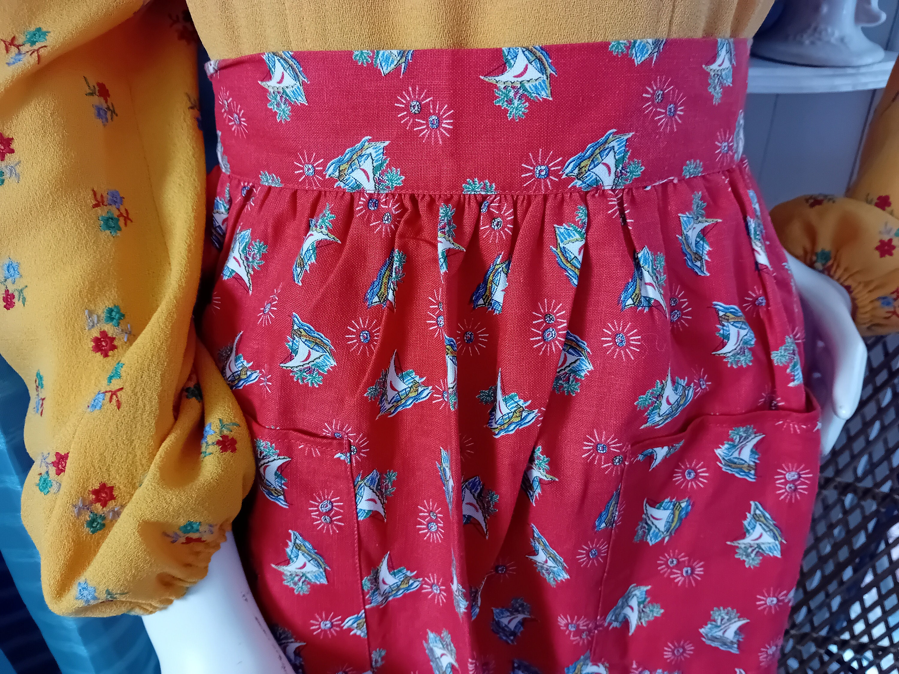 50s Cotton Half Apron / Pinny - Etsy UK