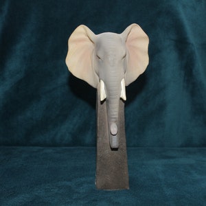Elephant Figurine, Resin Figurine, Resin Elephants, Elephant Ornaments ...
