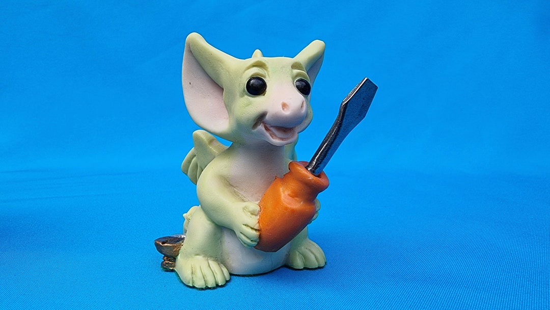 Real Musgrave, Pocket Dragon, Dragon Figurine, Small Dragon Figurine ...