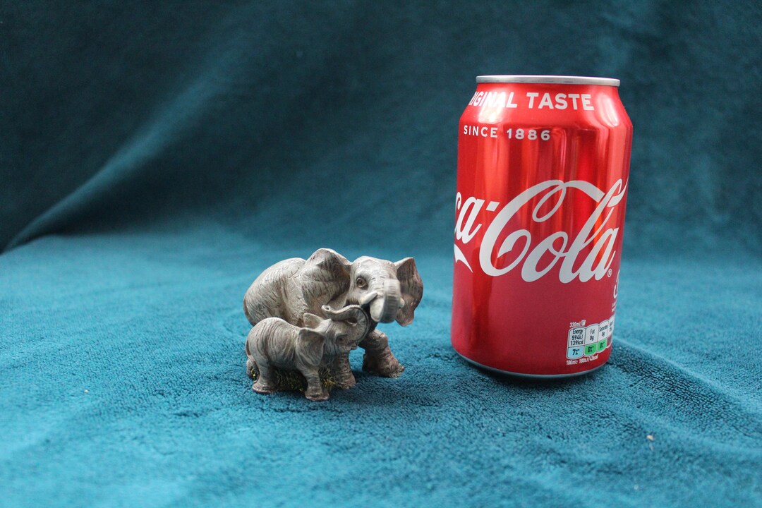 Elephant Figurine, Tusker Elephant, Resin Elephants, Elephant Ornaments ...