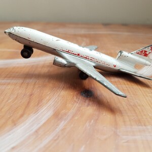 Metal Airplane, Aircraft, Airplane, Lesney Matchbox, Matchbox, Red ...