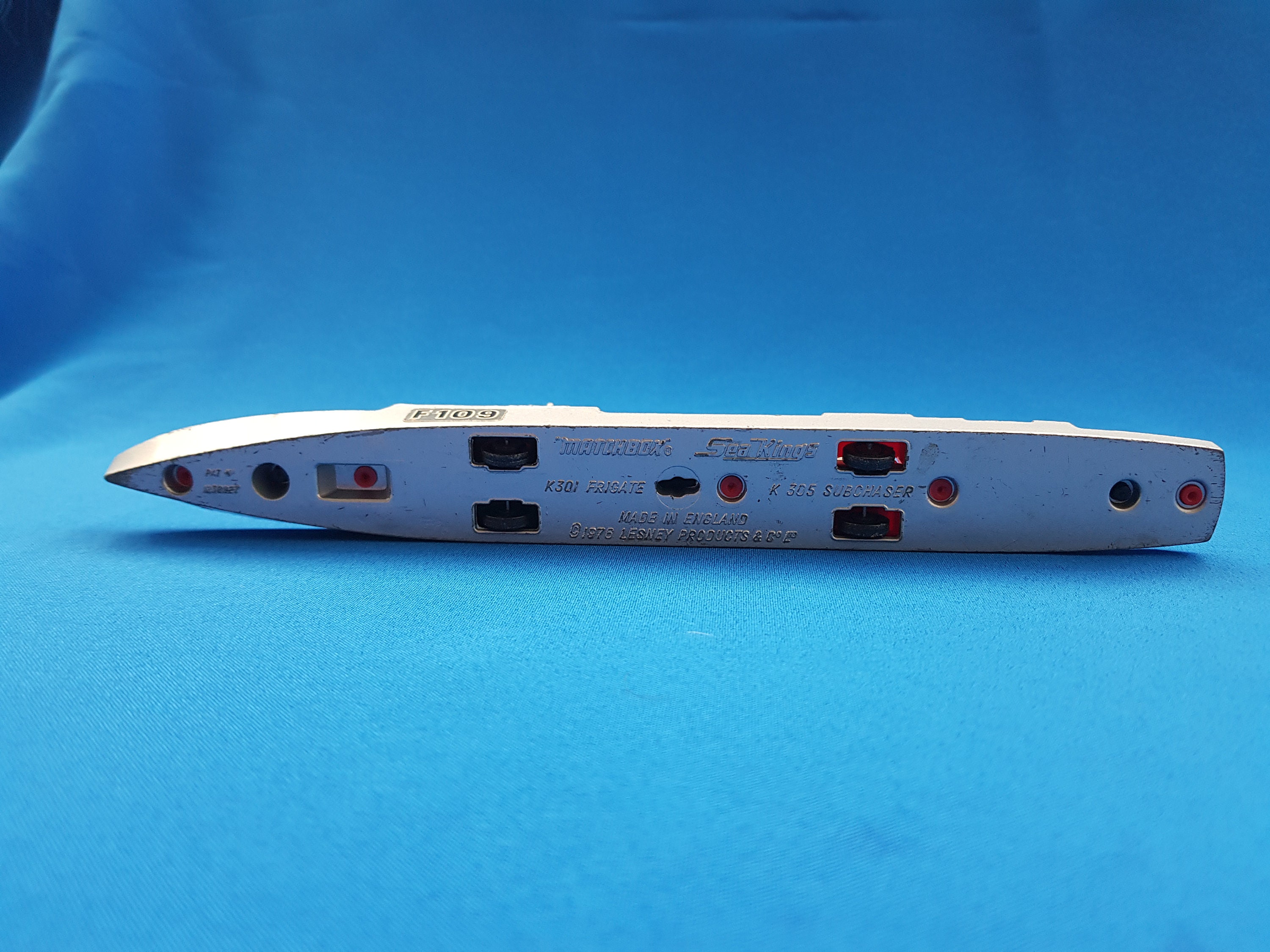 Battle Ship Battle Ship Model Aircraft Carriers Matchbox - Etsy UK