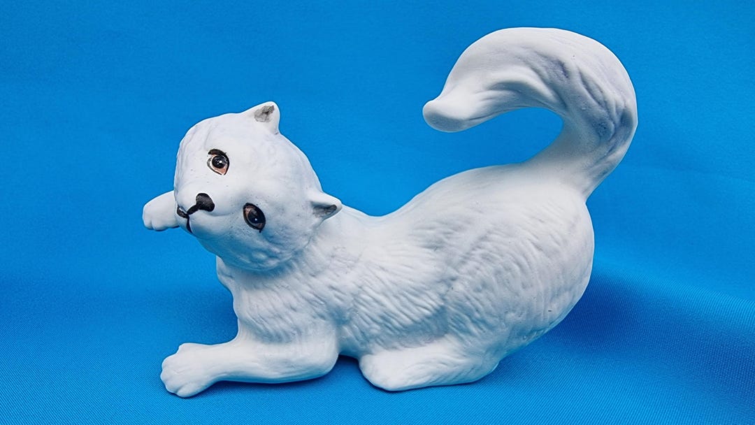 Franklin Mint White Fox Figurine: Arctic Pottery Decor - Etsy