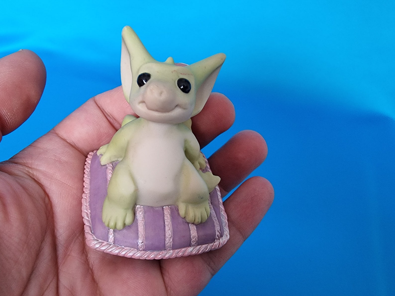 Pocket dragon dragon figurine small dragon figurine resin | Etsy