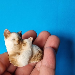 Resin Cat Figurine, Small Cat Figurine, Siamese Cat Figurine, Siamese ...