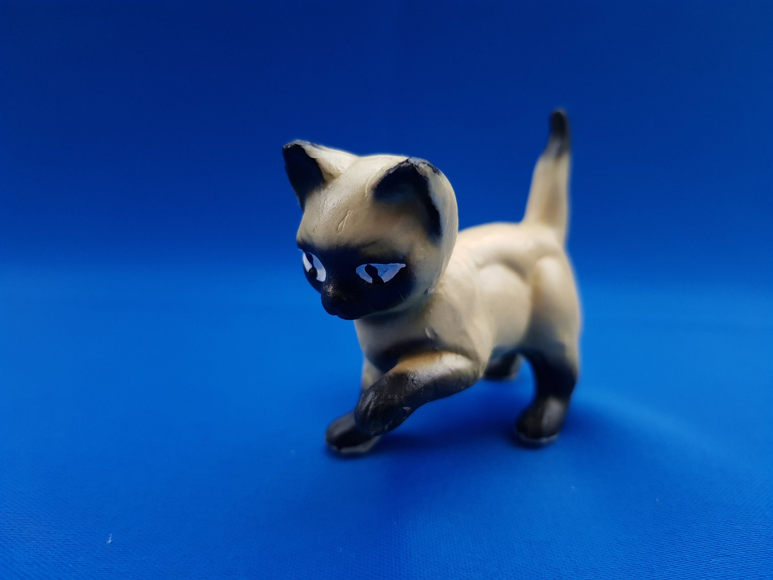 Siamese Cat Figure, Siamese Cat, Cat Figurine, Cat Sculpture, Pottery ...