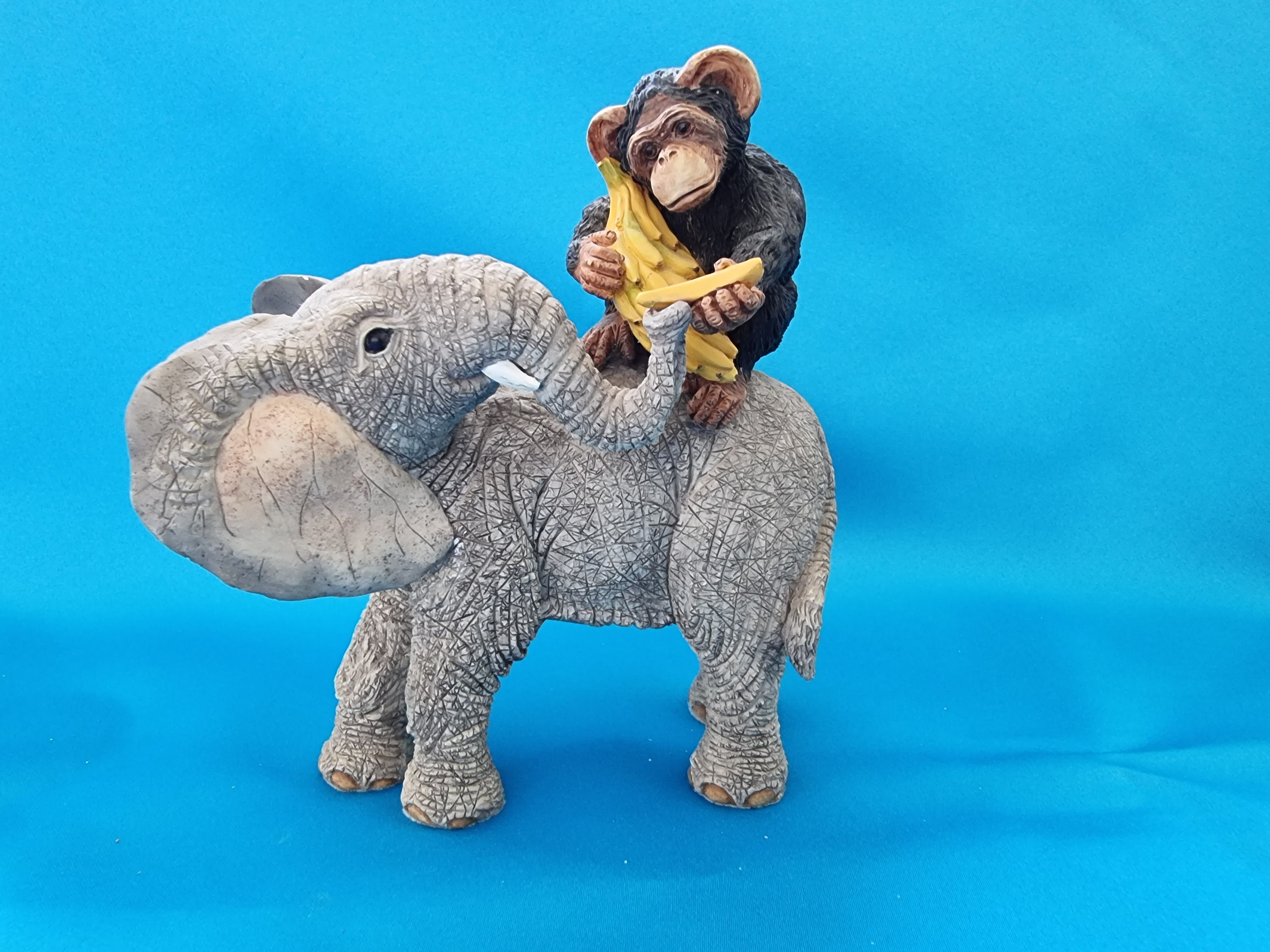 Elephant sculpture Elephant figure Elephant statue Tuskers Elephant ...