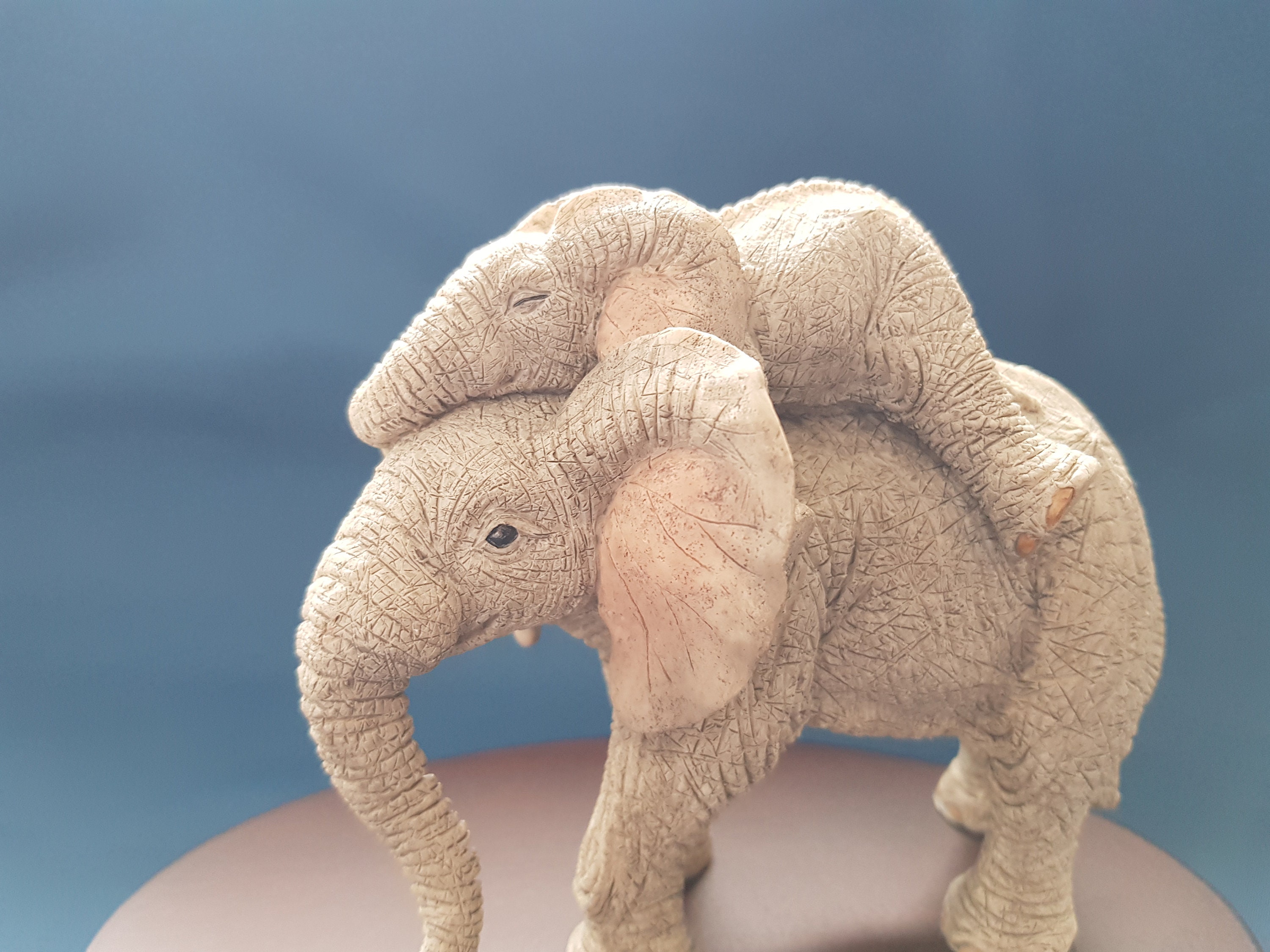Resin Figurine Tuskers Elephant Country Artists Figurine Resin Elephant