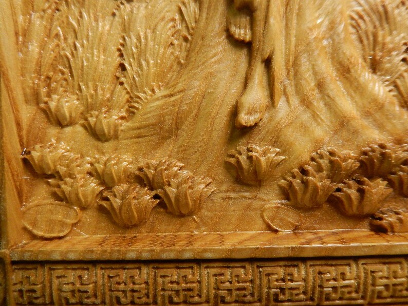 Uit hout gesneden wanddecoratieplaquette. Mara uit Germaanse en ...