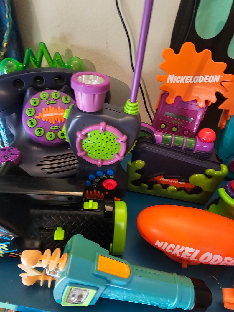 Huge Super Rare Nickelodeon Vintage Collection Alarm Clock, Walkie ...