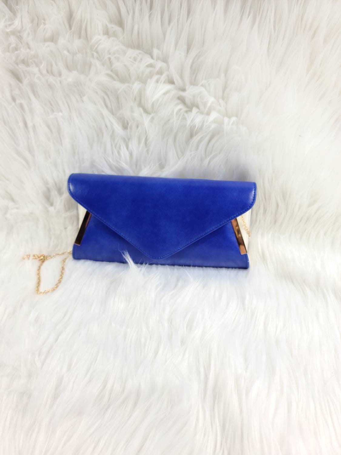 Vintage-like Blue and Gold BMC Fashion Handbag Purse With Gold Chain ...