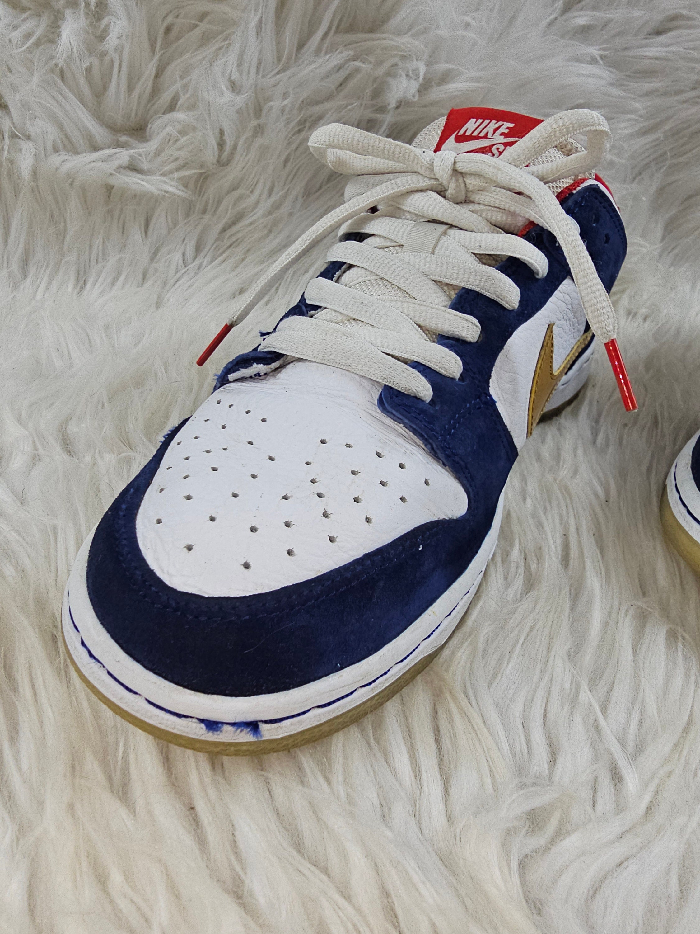 Super Rare Nike SB Dunk Low Ishod Wair BMW - SIZE 11 Uk 10 Super Rare Nike SB Dunk Low Ishod Wair BMW - SIZE 11 Uk 10