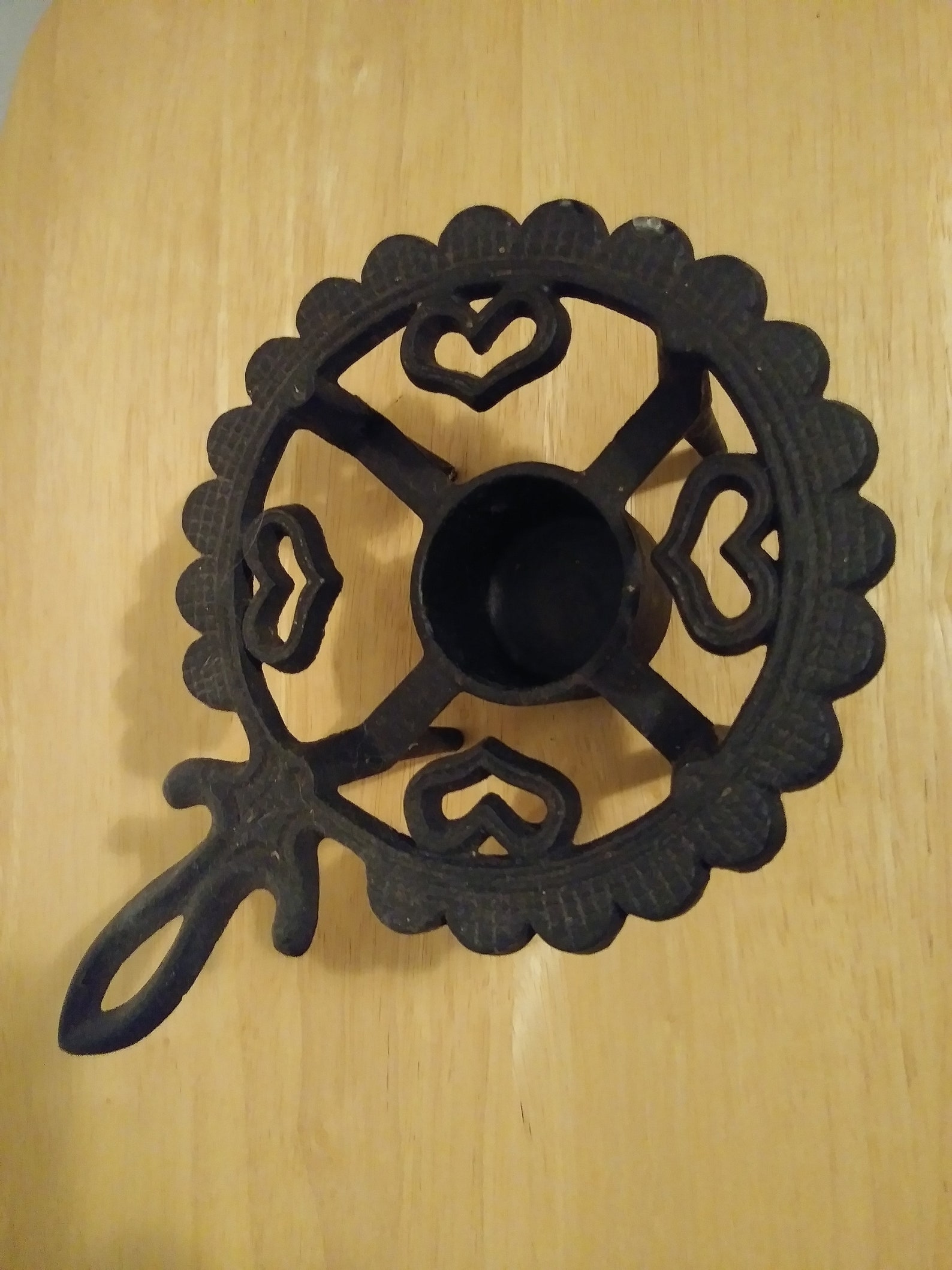 Vintage Wilton Cast Iron Warming Stand/trivet With Heart - Etsy