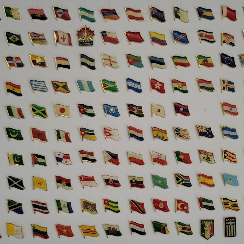 Enamel Pin World Flags - Etsy