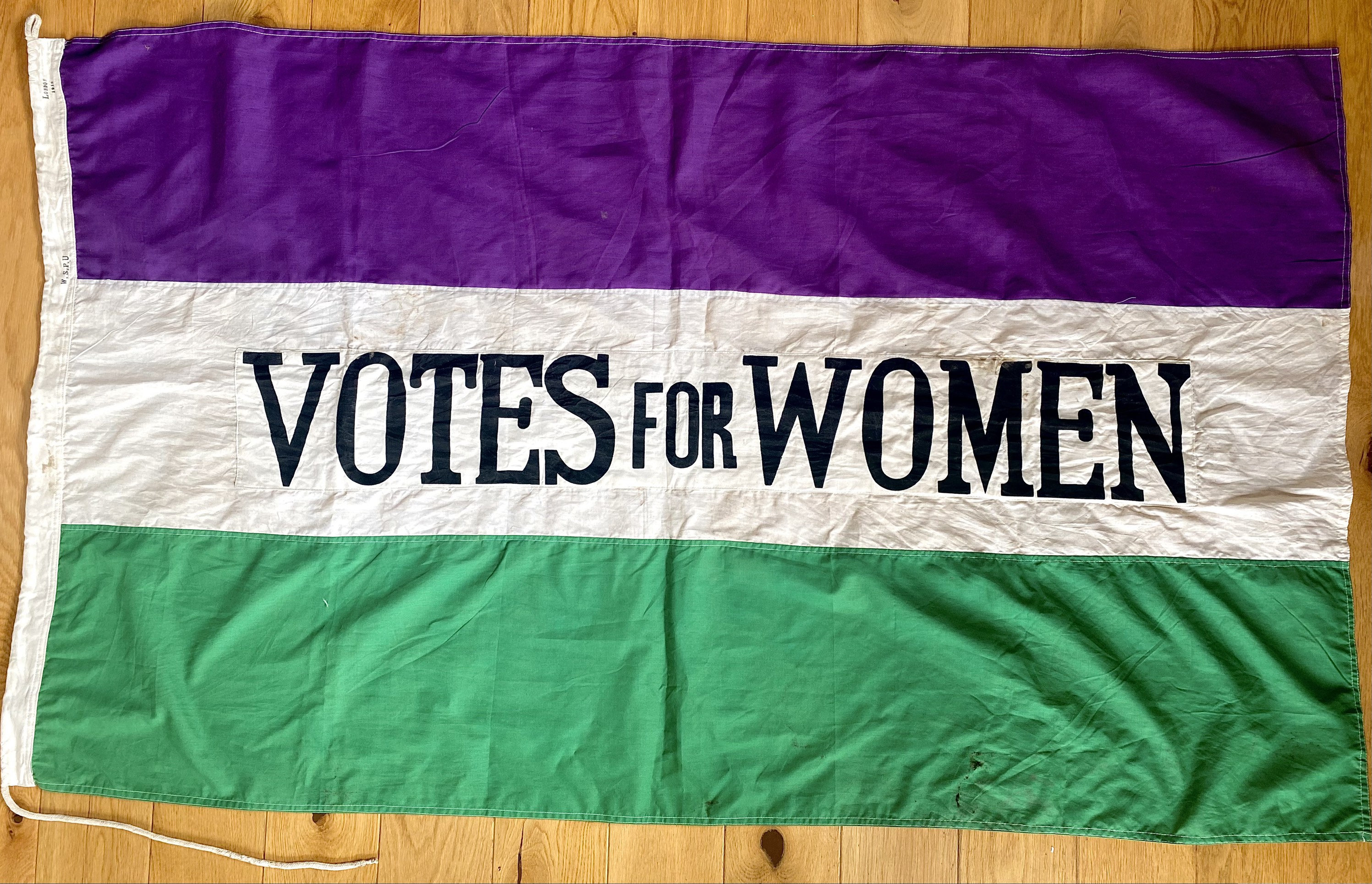 Suffragettes Flag