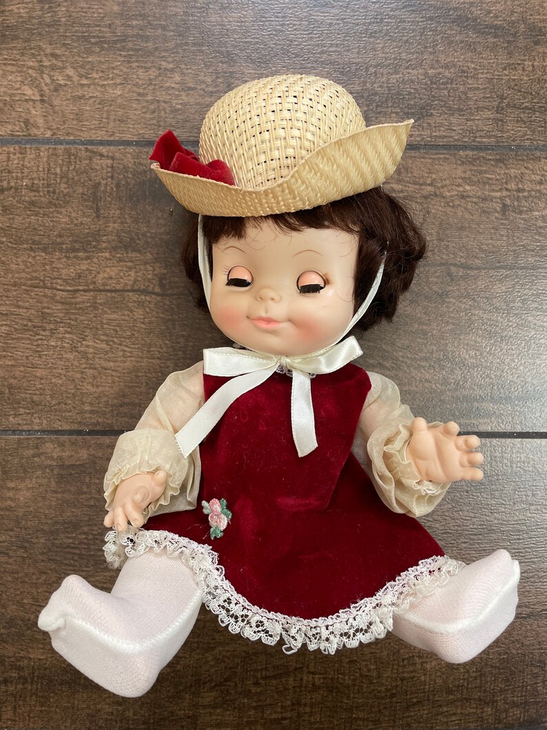 Heres a Rare Effanbee Baby 1/2 Pint Doll. This Particular Version is ...