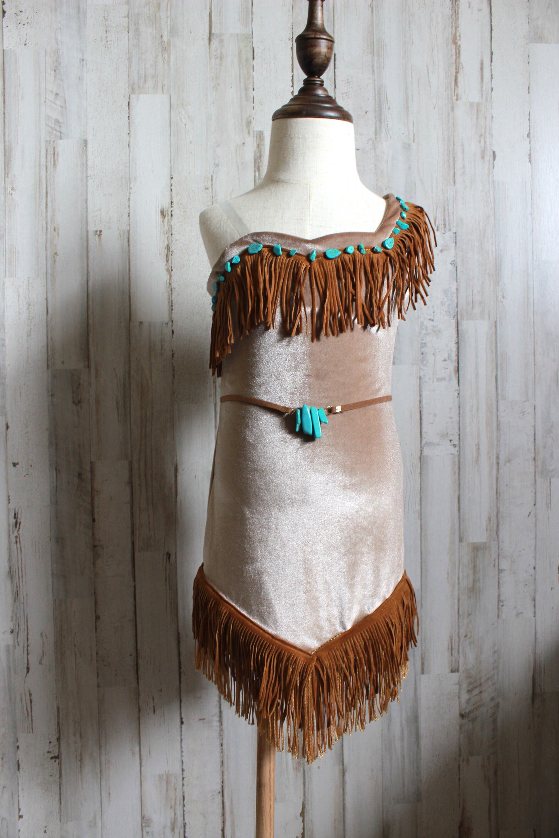 Chinook Indian Clothing