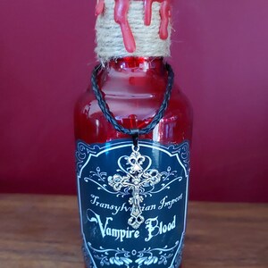 LED Light up Gothic Vampire Blood Dracula Night Light Bottle Lamp ...