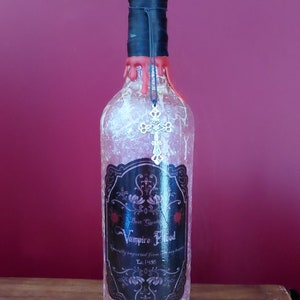 LED Light up Gothic Vampire Blood Dracula Night Light Bottle Lamp ...