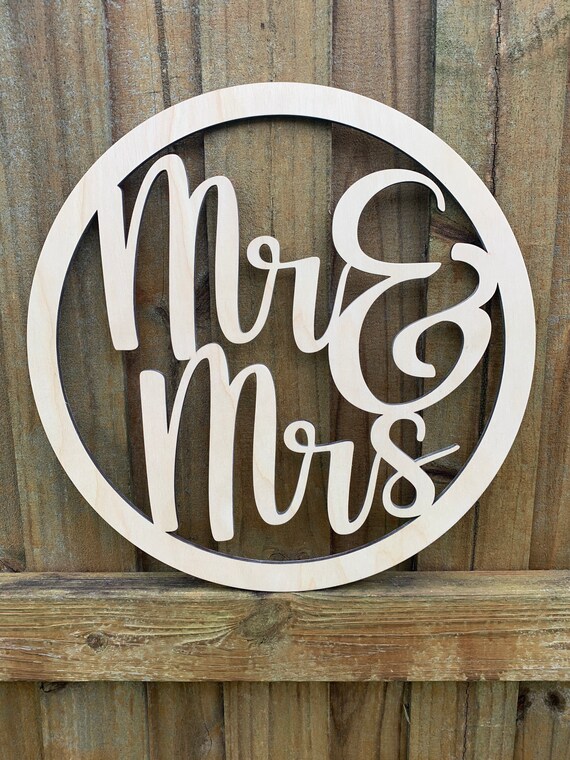 Mr and Mrs Hoop Sign Mr and Mrs Wooden Hoop Sign Mr & Mrs | Etsy