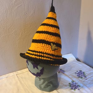 The Queen Bee Hat - Etsy