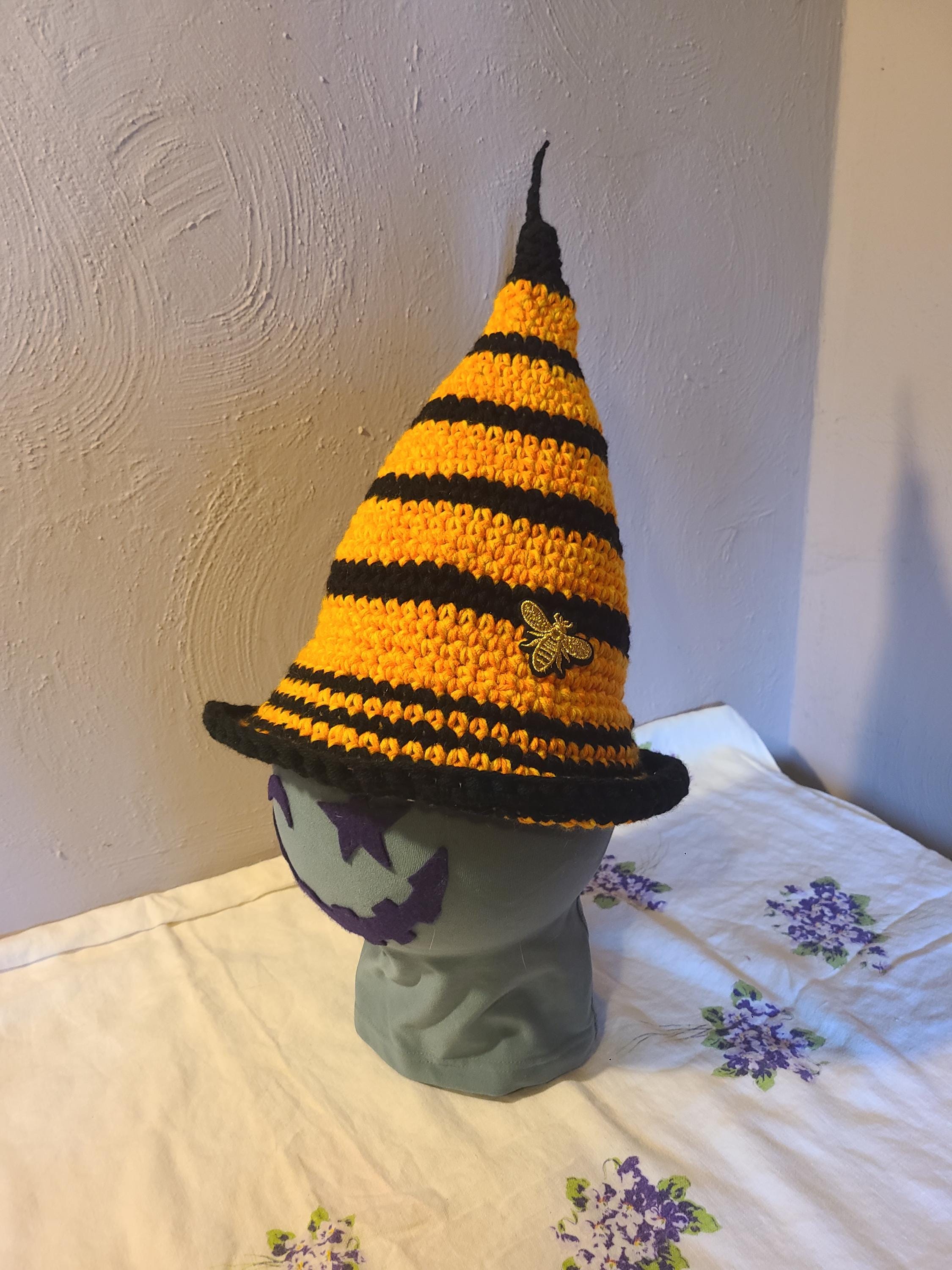 The Queen Bee Hat - Etsy