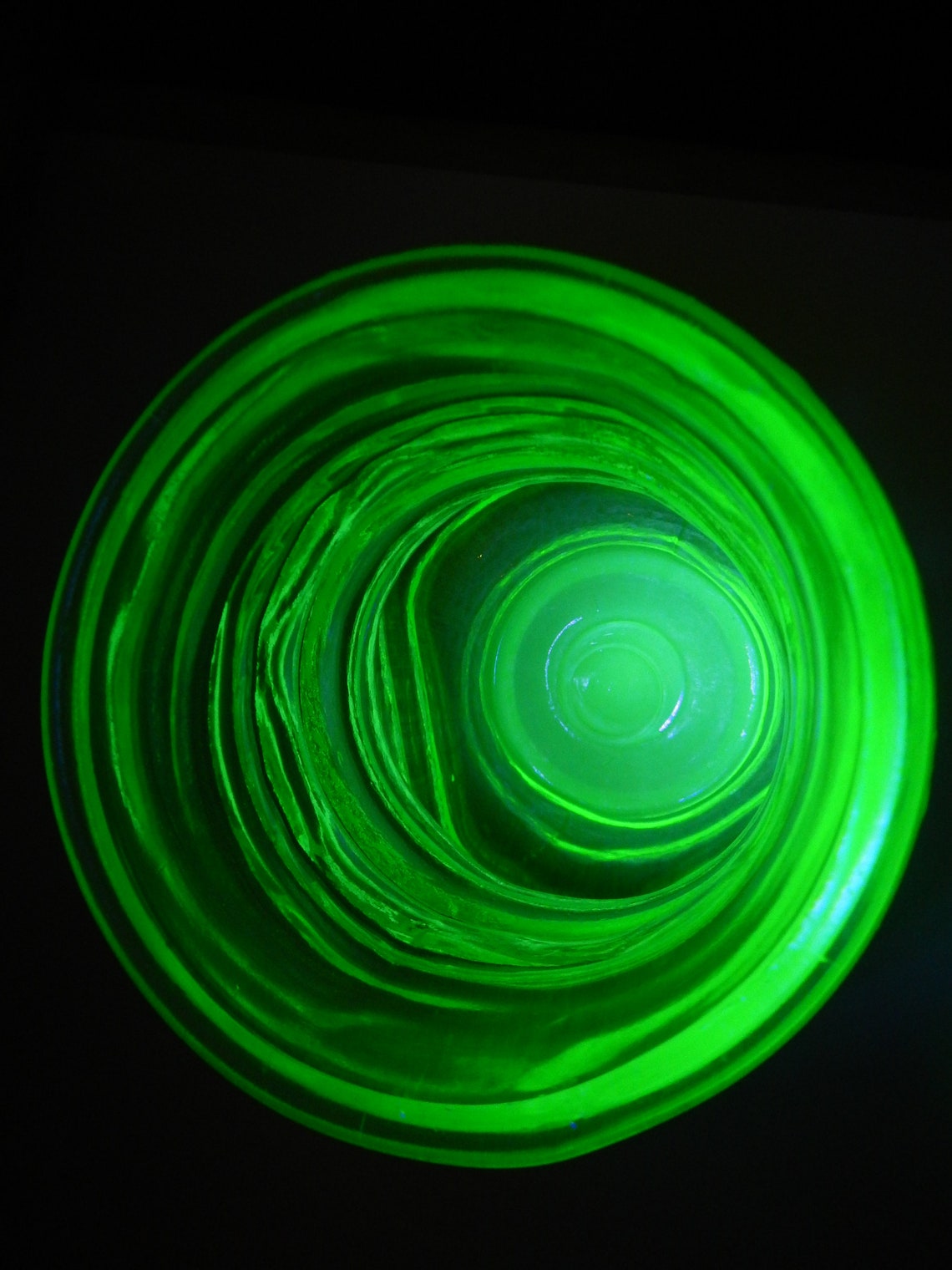 Vintage Vaseline Ouraline Uranium Glass Flower Vase - Etsy