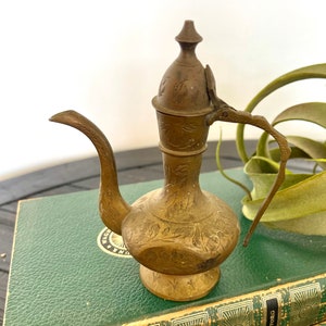 Vintage Brass Ornate Dallah Coffee Pot 9" & 5" | Aged Brass Teapots ...
