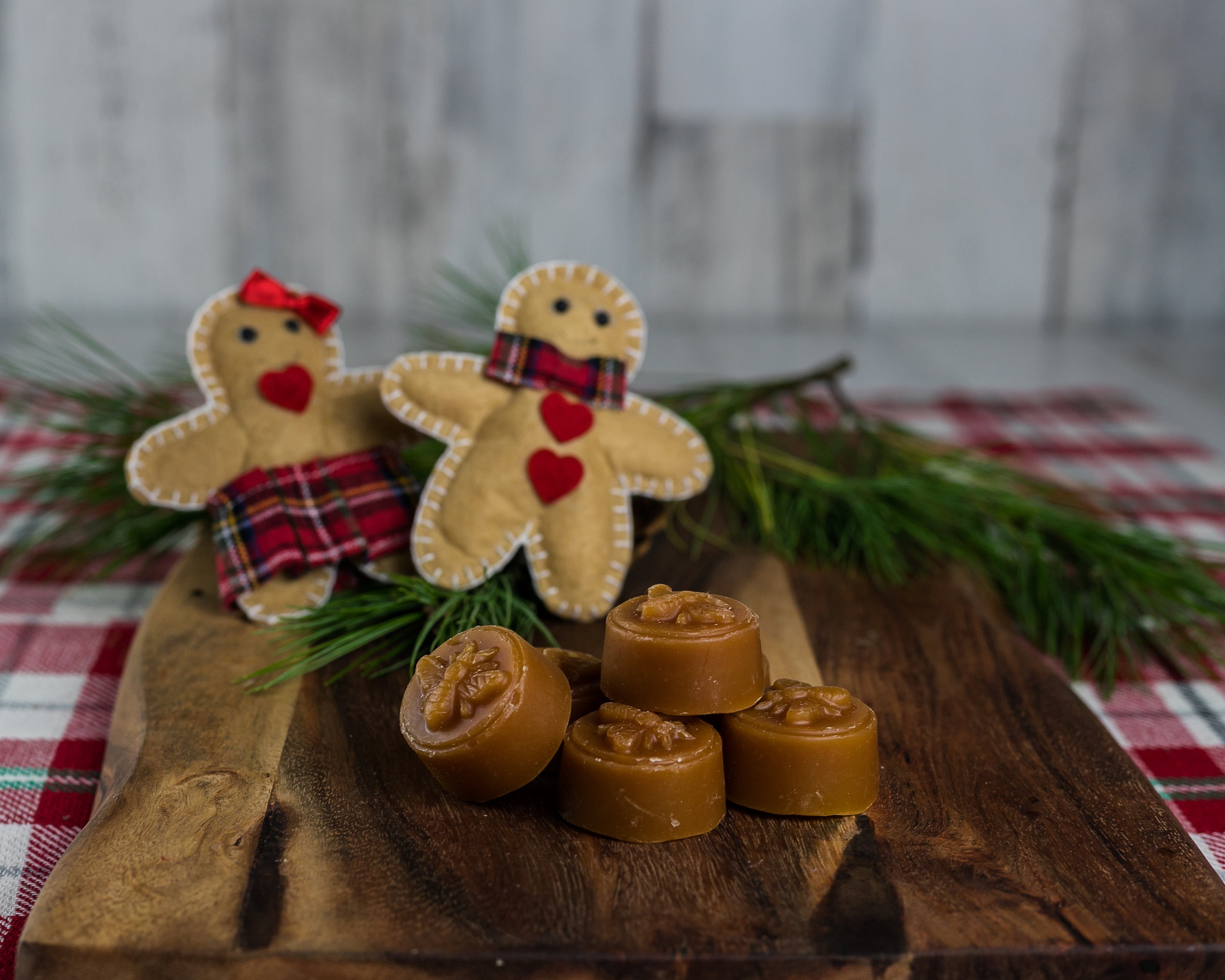 6 Piece Gingerbread Scented Beeswax Melts Hand Poured by | Etsy