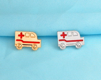 Nurse enamel pin | Etsy