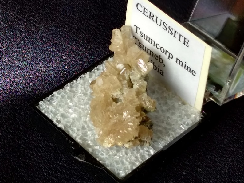 Rocks and Minerals - CERUSSITE From Tsumeb, Namibia (tsumeb-cerussite ...