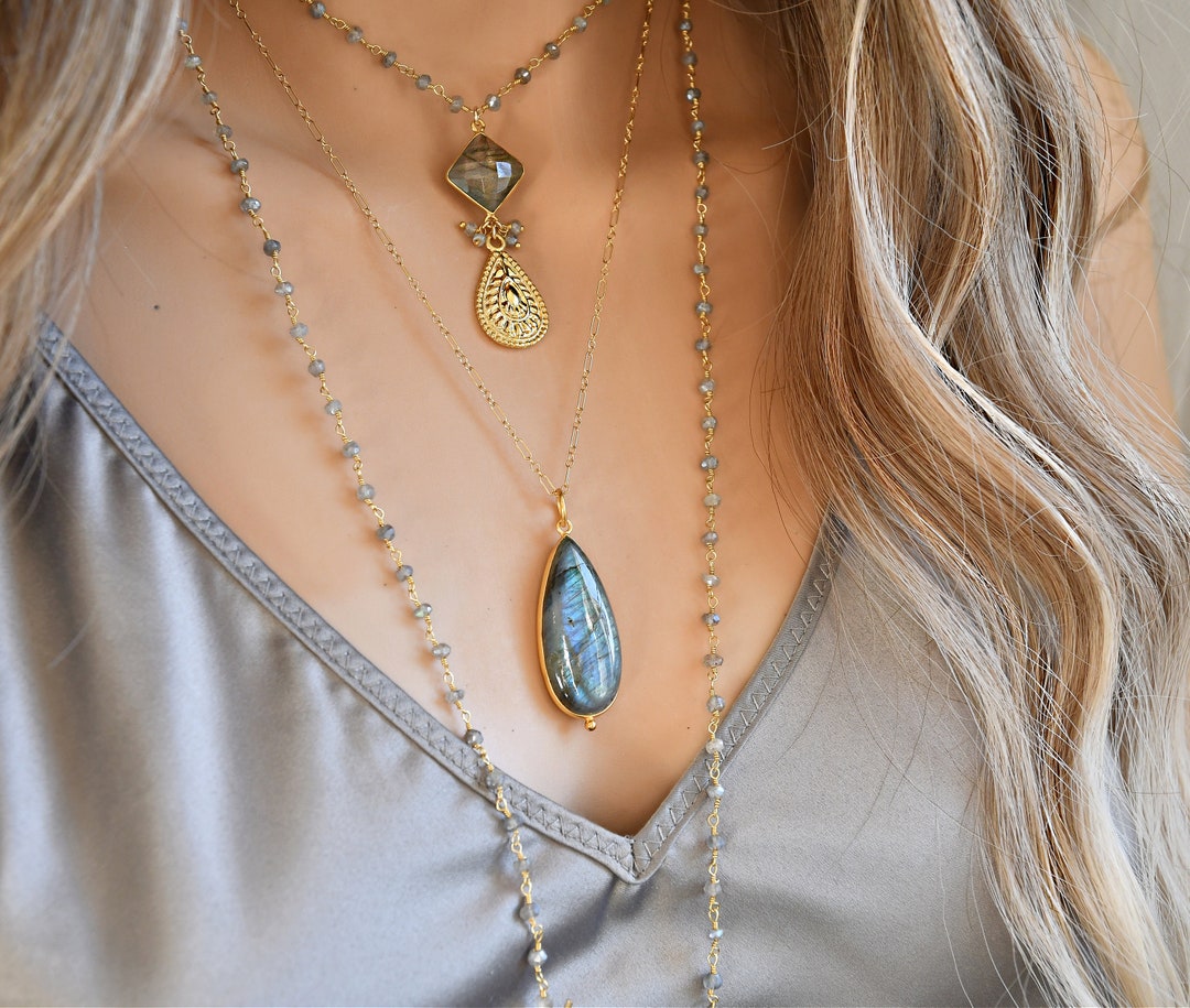 Collier Labradorite, véritable pendentif en forme de grosse larme de ...