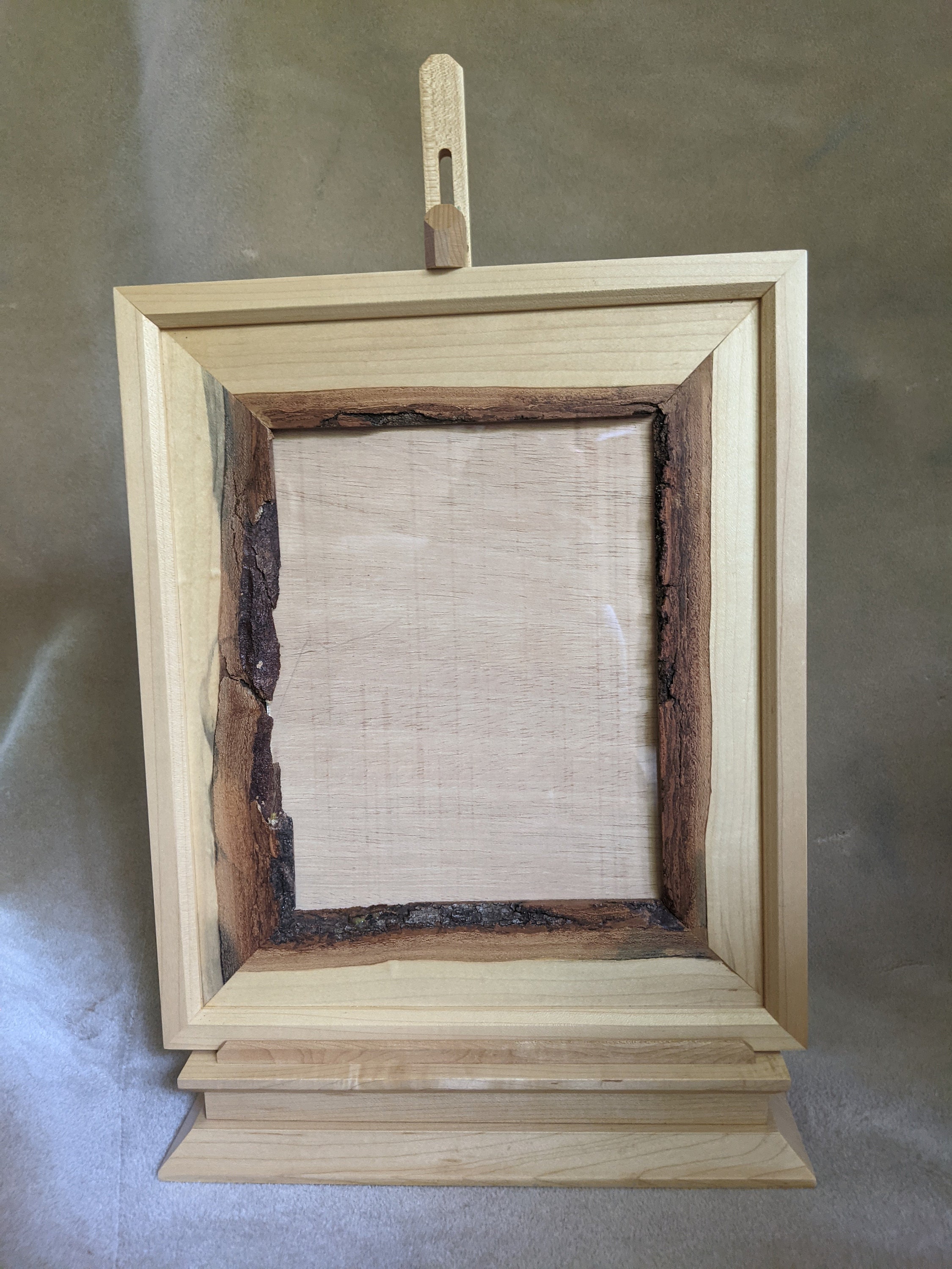 Rustic Maple Easel Frame With Live Edge for 8" X 10" Photo or Artwork ...