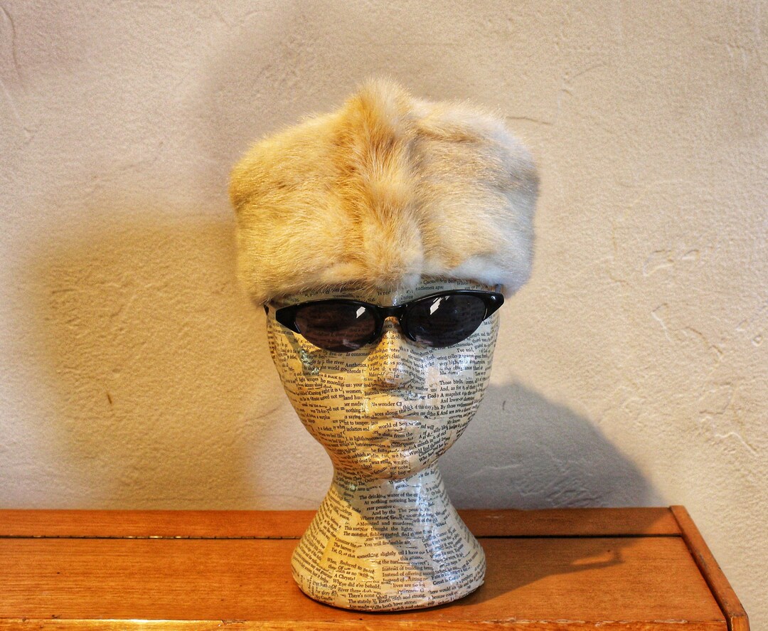 1950's-60's Off-white Rabbit Fur Vintage Women's Pill Box Hat, 21.875 ...