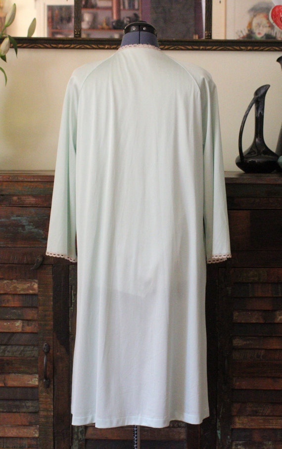 1960's Pale Lime Green Nylon Vintage Women's Robe by … - Gem