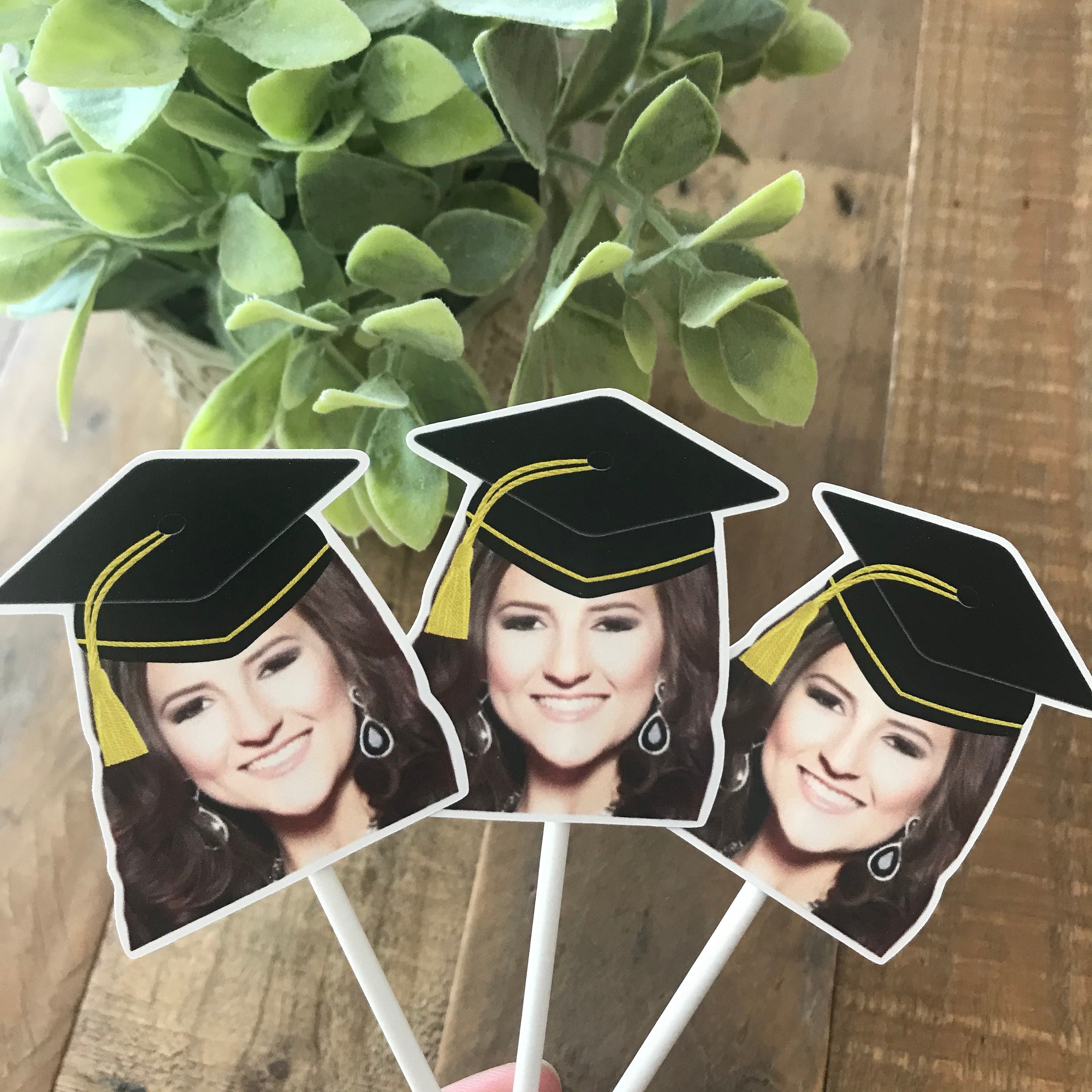 Personalized graduation hat photo cupcake toppers graduation | Etsy