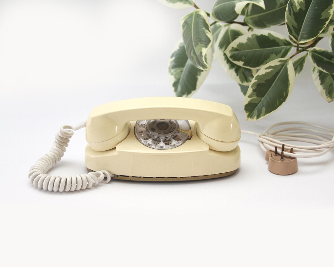 Vintage Bell System Princess Rotary Dial Telephone 1960's - Etsy