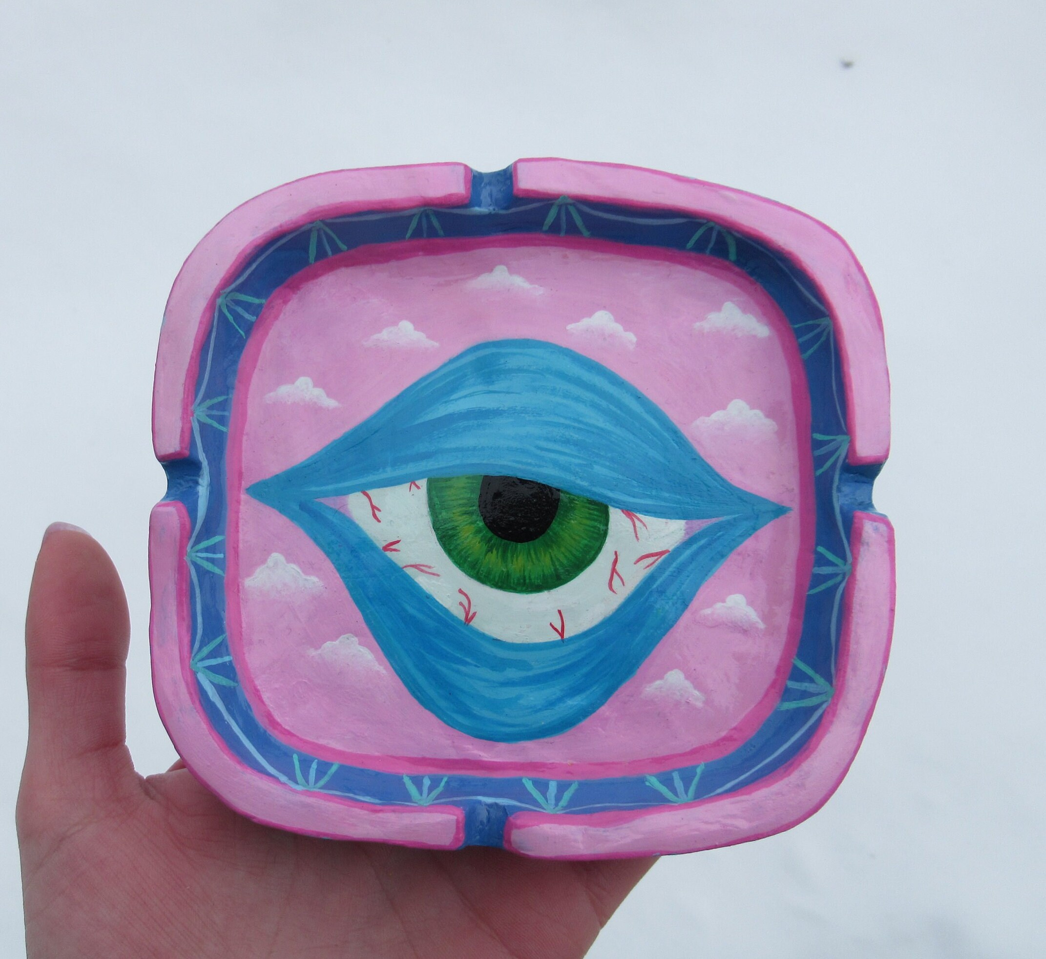 Handmade Trippy Eye Ashtray - Etsy