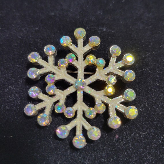 60s Snowflake Pin - Etsy