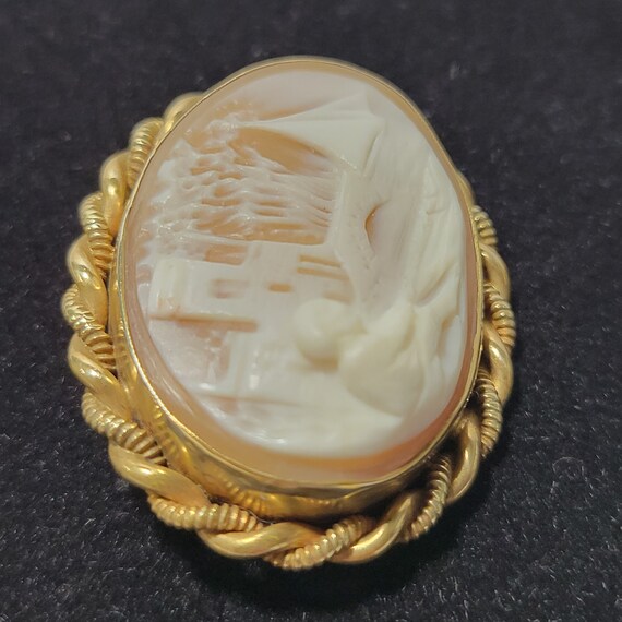 RARE! Unique Shell Cameo Scene Pin Gold Filled - Gem