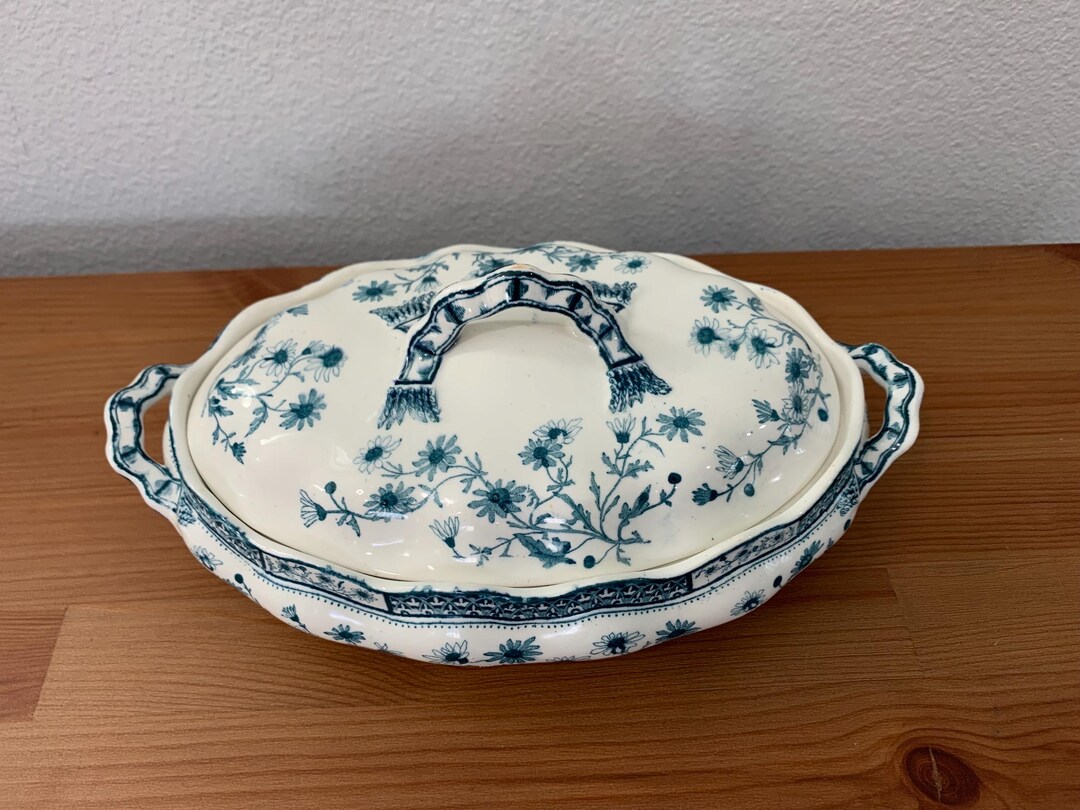 Antique 1890’s Thomas Furnival and Sons Blue and White Tureen in KEW ...