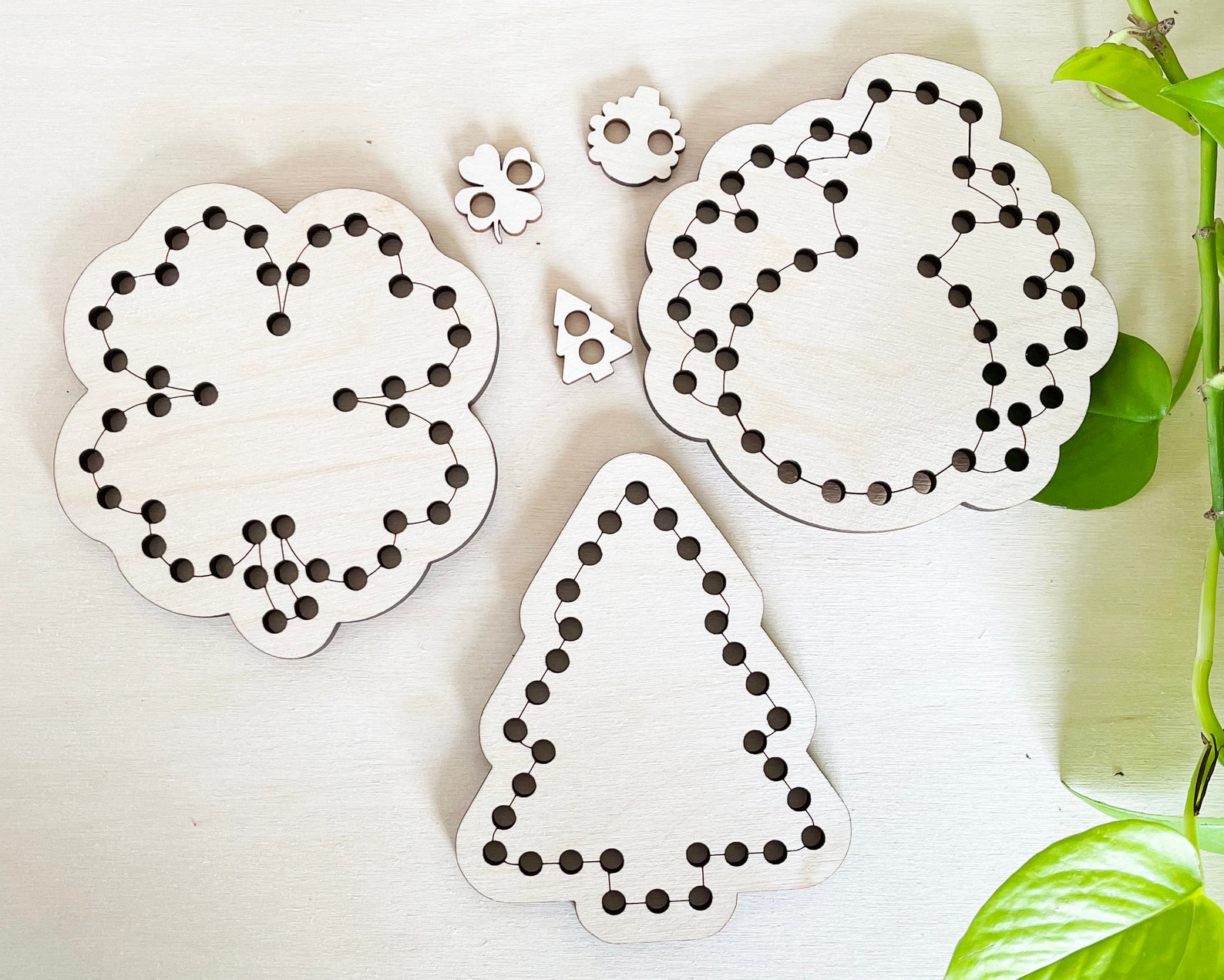 Montessori-inspired Christmas Tree Lacing Board SVG File for | Etsy