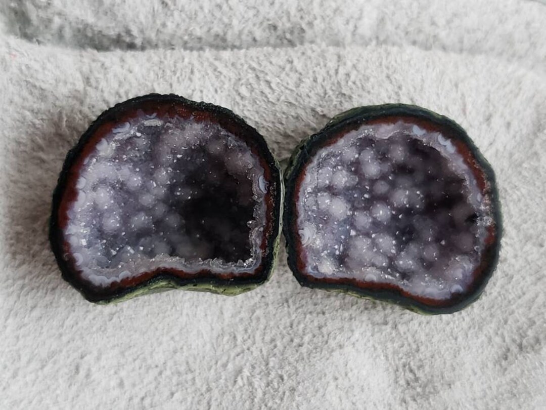 Tabasco Geodes - Etsy