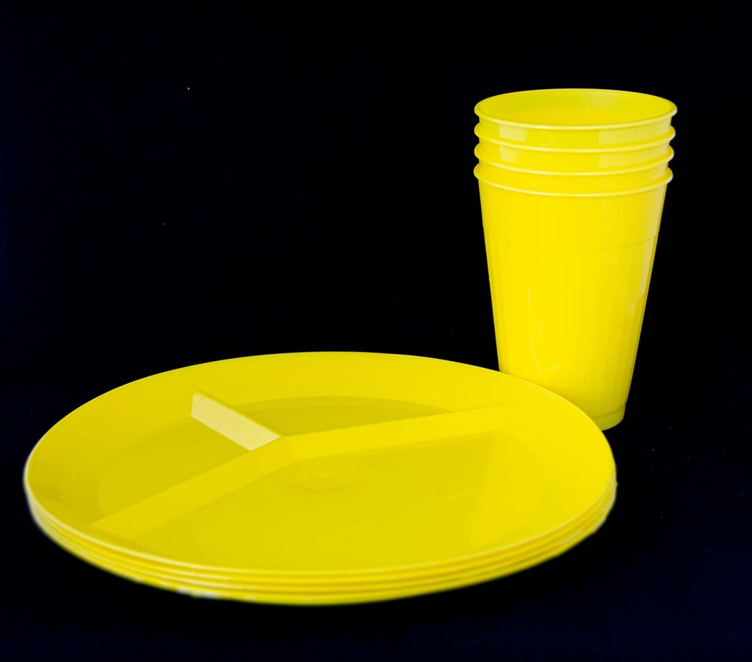 4 Matching Retro Packerware Yellow Picnic Plates & Cups - Etsy