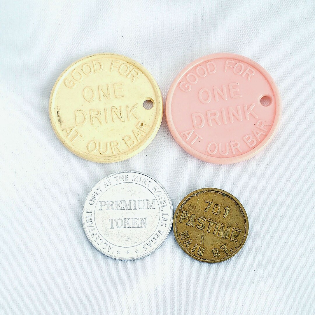 4 Vintage Tokens 3 From Casinos - Etsy