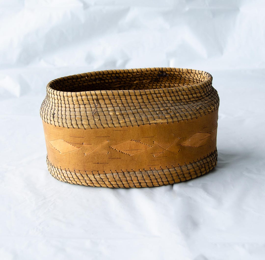 RARE 1920-1940 Native American Birch Bark and Sweetgrass Woven Basket ...