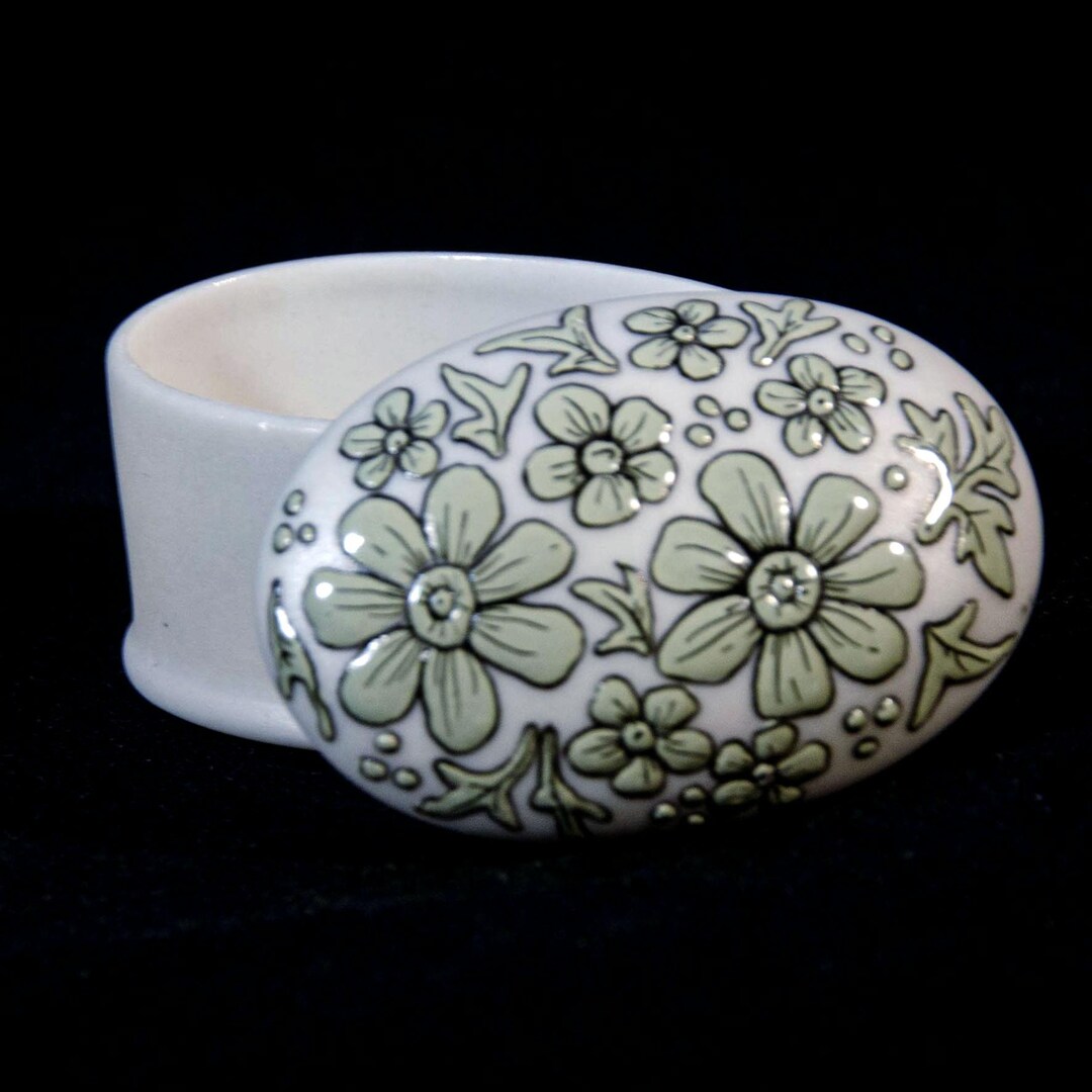 Oval Trinket Box Hand-painted by Judy Jaussaud - Etsy
